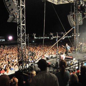 How racecourse music nights have become big business in Britain ...