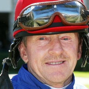 ‘I like to win a lot of races’ – ‘Iron Man’ Perry Ouzts is still going ...