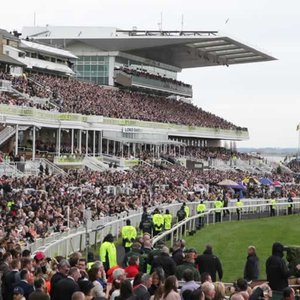 Visitor experience to British racecourses judged to be better than ever ...